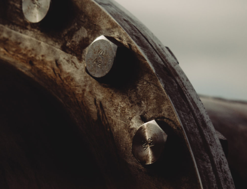 What are the Main Components of a Falk Gearbox?