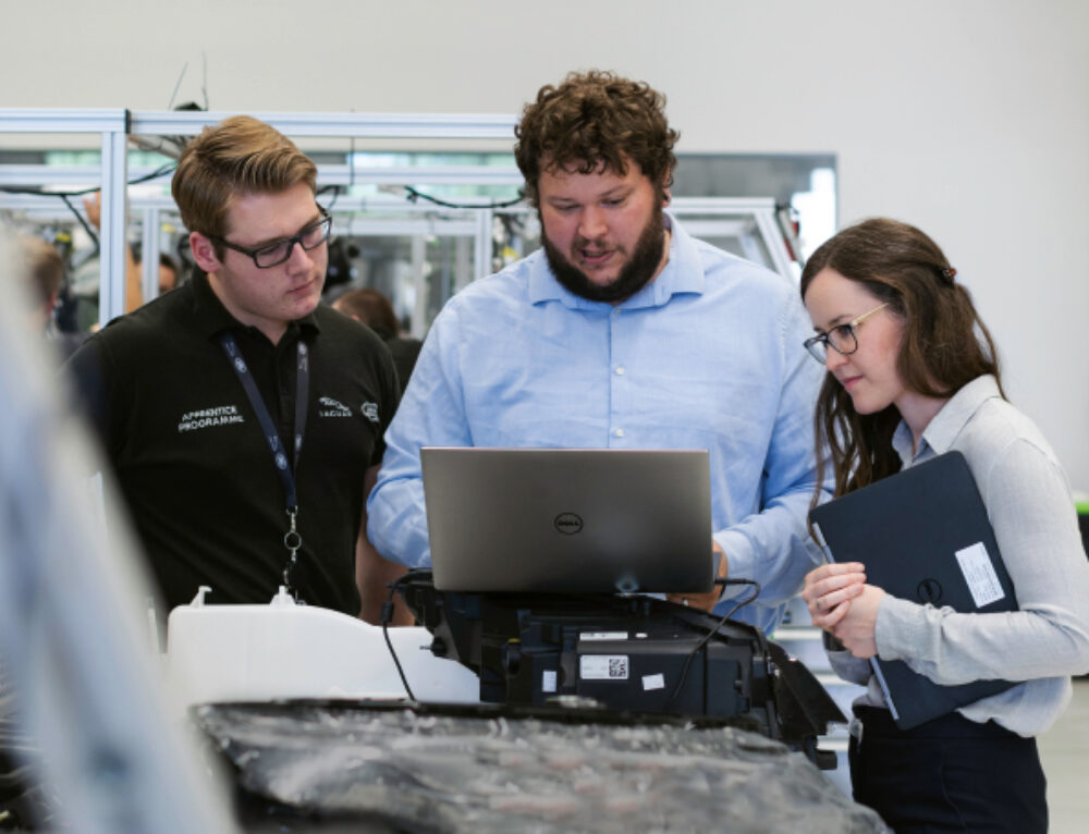 What are the Main Components of a Falk Gearbox?